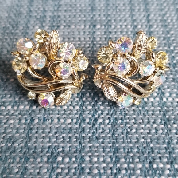 Lisner Jewelry | Jewelry | Vintage Signed Lisner Gold Rhinestone ...